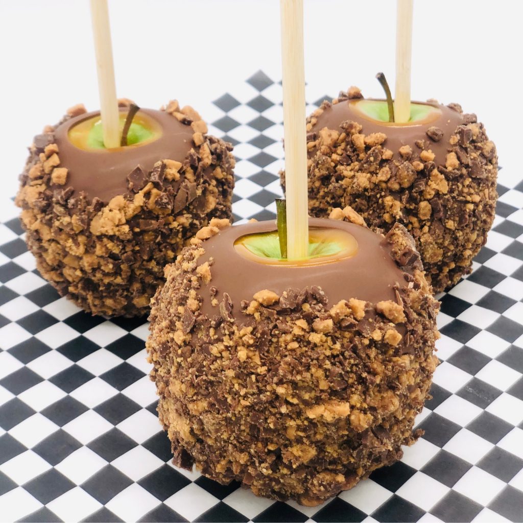 Reese's - Dipped Apples - Dipped by Dee LLC